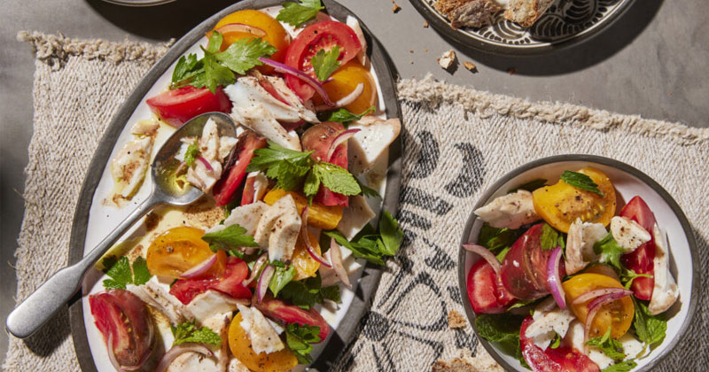 Salad cá bơn Alaska bạc hà - công thức nhanh chóng và đơn giản